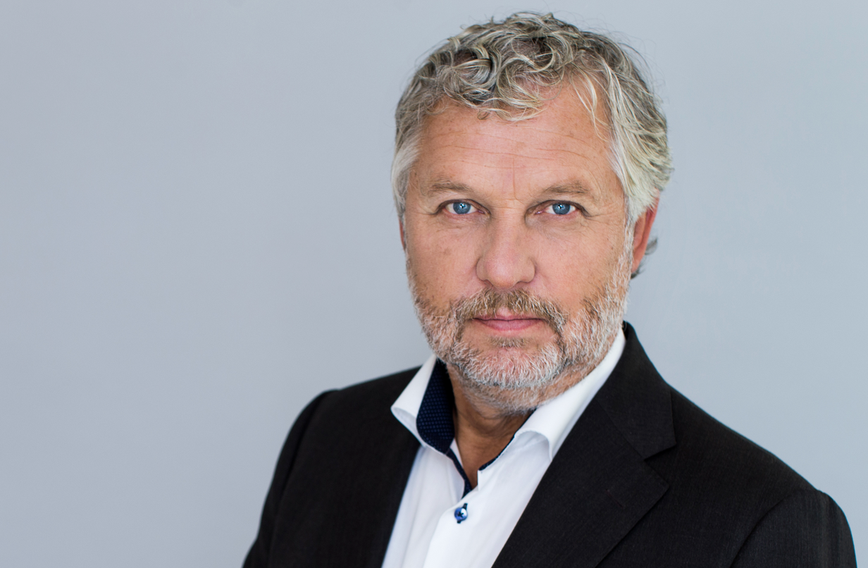 Peter Eriksson avgår idag – Global Bar Magazine